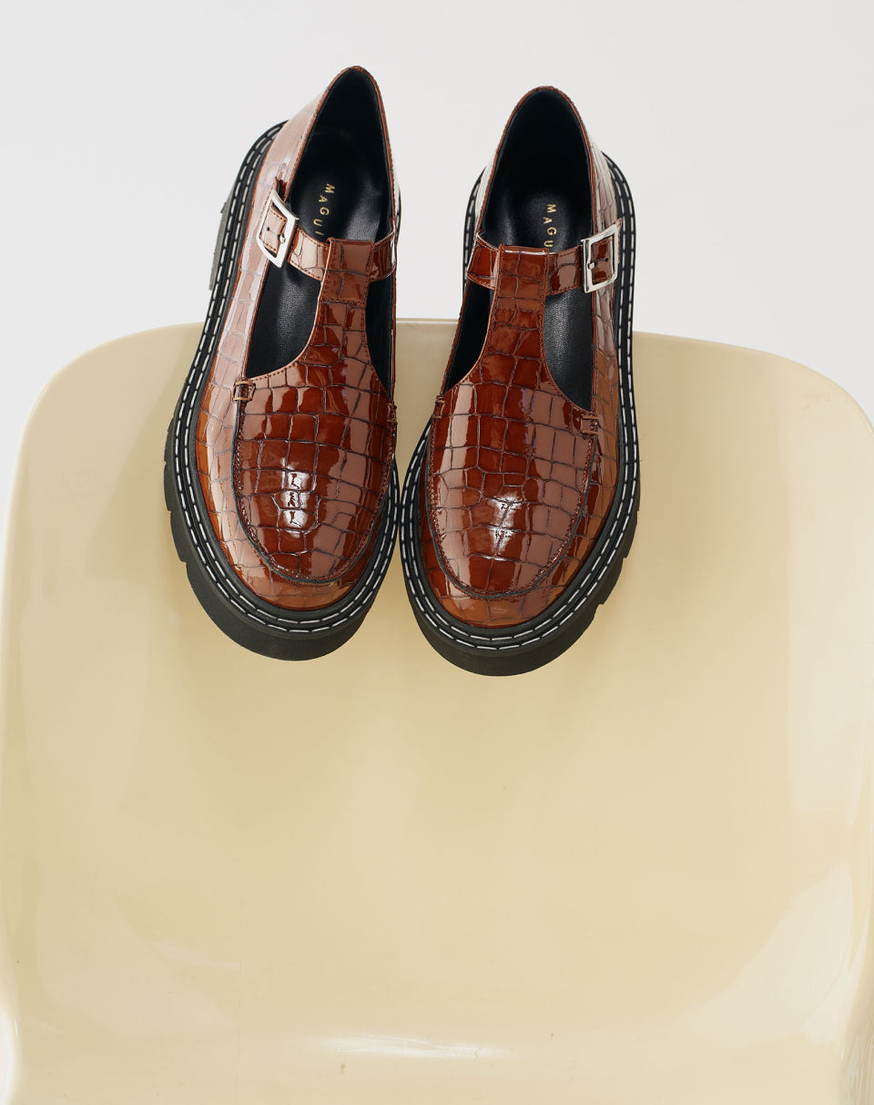Quality Women's Leather Shoes and Accessories | Maguire Shoes
